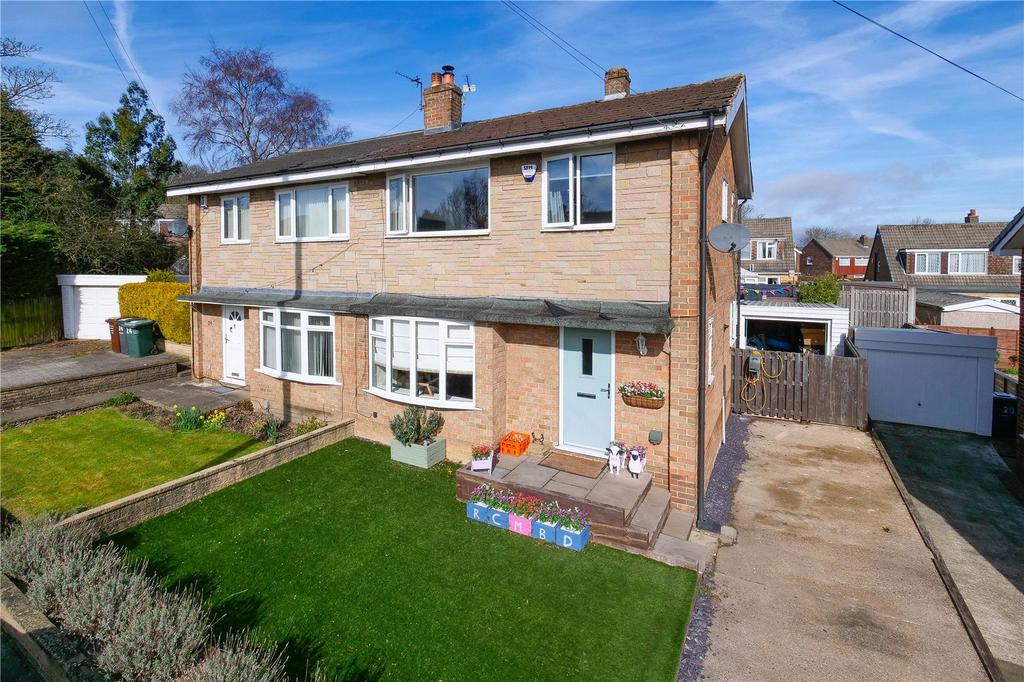 Strathmore Drive, Shipley BD17 3 bed semi-detached house - £274,995