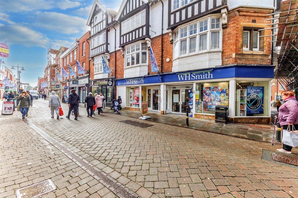 Bridge Street, Evesham Retail property (high street) for sale - £350,000