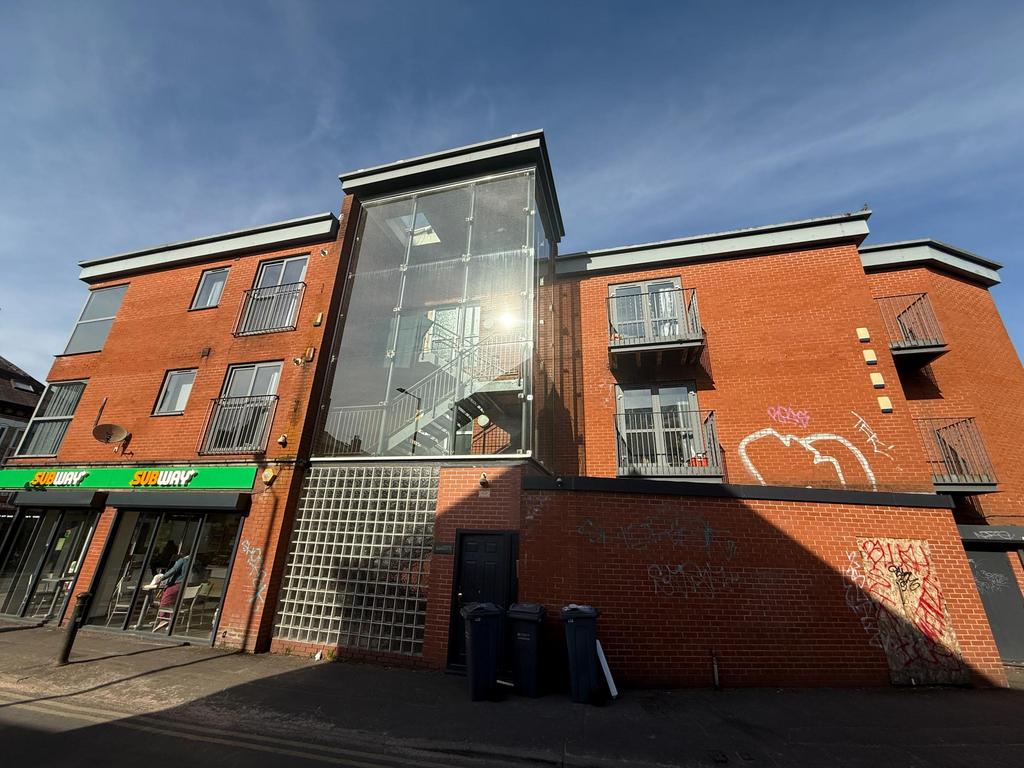 Wilmslow Road, Manchester, M20 2 bed flat to rent - £1,000 pcm (£231 pw)