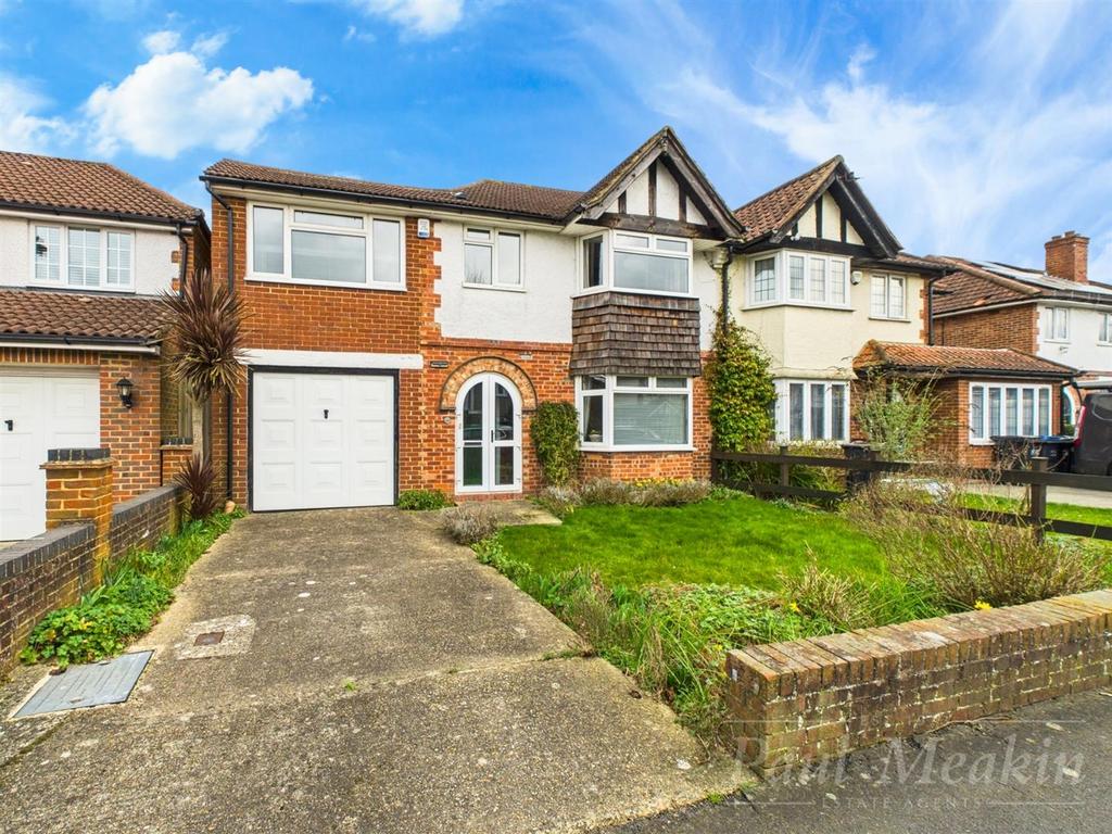 Byron Road, South Croydon 5 bed semi-detached house for sale - £550,000