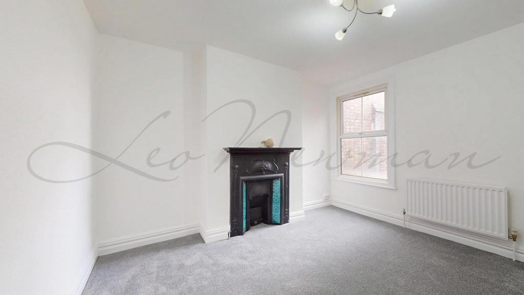Churchfield Road, Acton, W3 2 bed flat - £1,495 pcm (£345 pw)