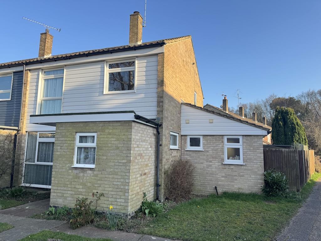 Fairway, Copthorne, Crawley 3 bed end of terrace house for sale - £380,000
