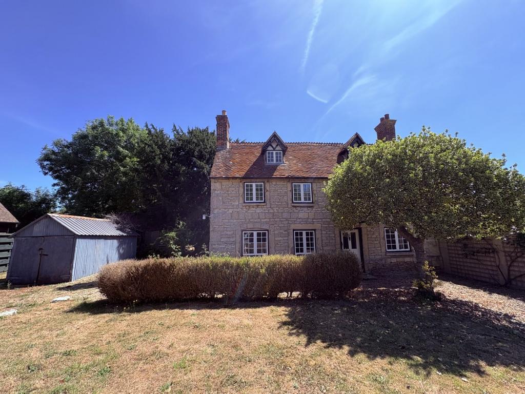 The Green, Marsh Baldon, Oxfordshire 4 bed detached house - £900,000
