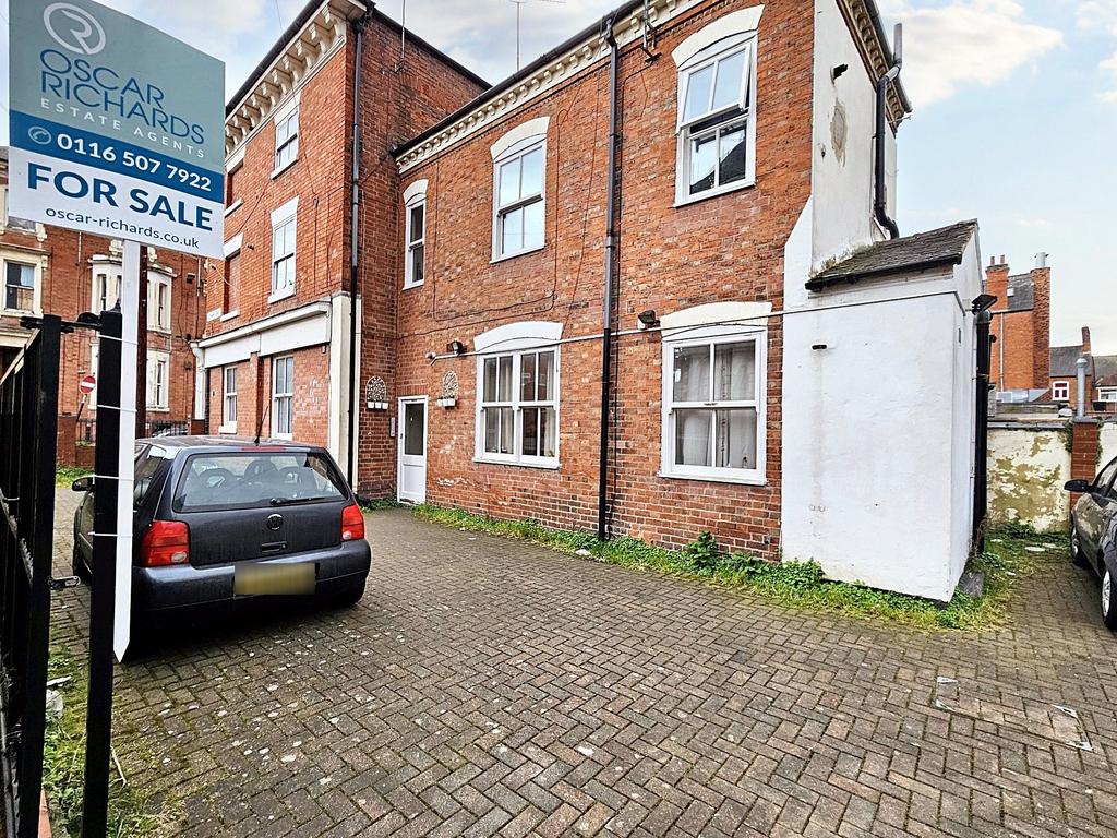 Highfield Street, Leicester, LE2 1 bed flat for sale - £100,000