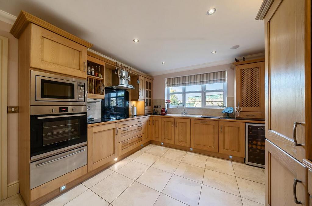 Hillam Road, Gateforth, Selby 6 bed detached house for sale - £580,000