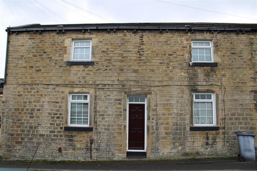 High Street, Huddersfield HD1 3 bed house - £725 pcm (£167 pw)