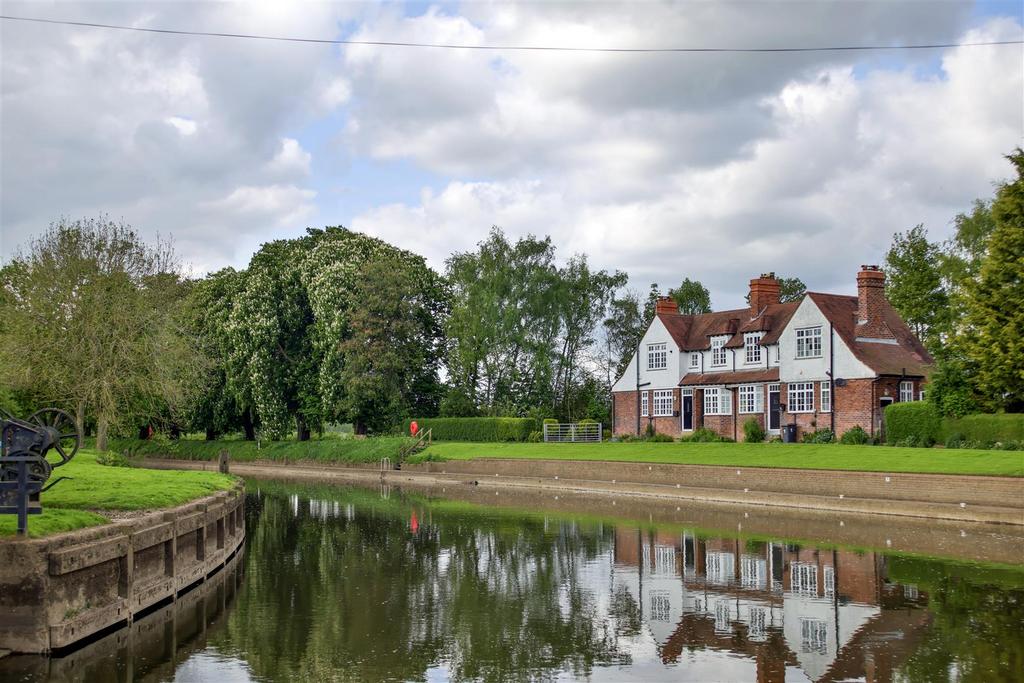 Naburn Locks Cottage, Naburn, York... 2 bed semi-detached house for ...