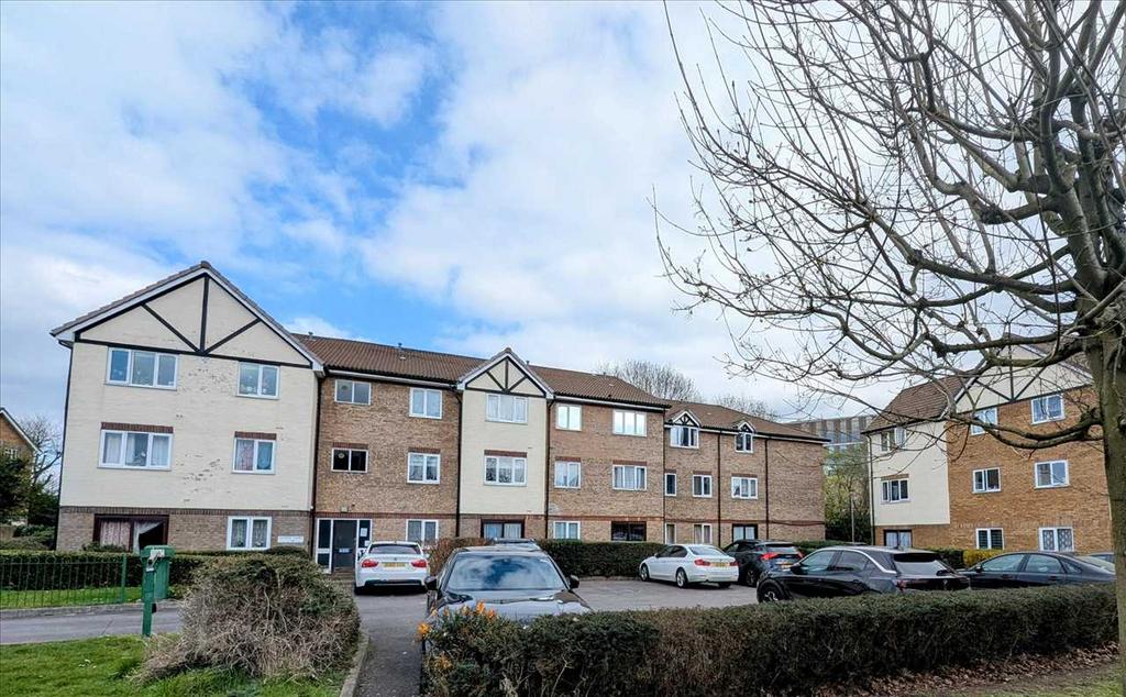 Lapwing Court, Eagle Drive, Colindale 1 bed apartment - £245,000