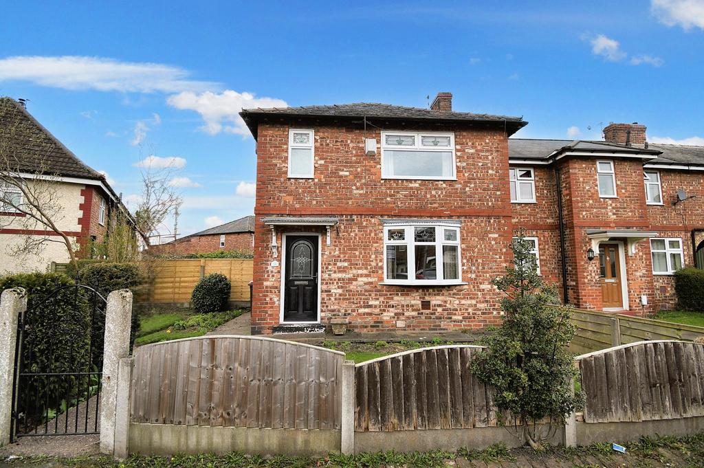 Boundary Road, Irlam, M44 3 bed end of terrace house for sale - £190,000