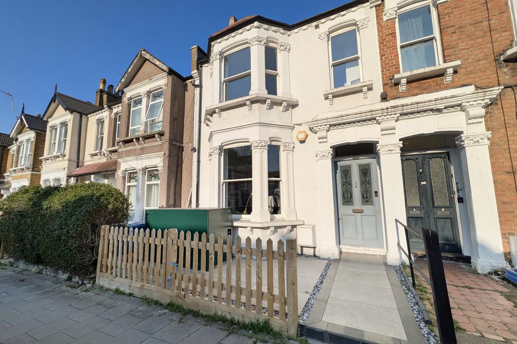 Ivydale Road, London, SE15 5 bed terraced house to rent - £4,000 pcm (£ ...