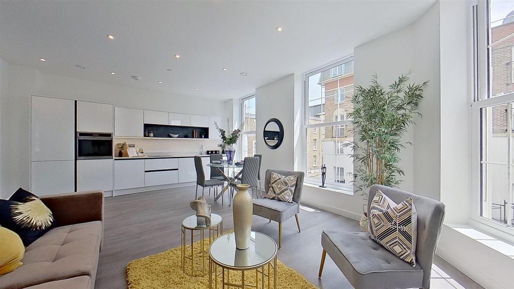 The Atria 2 bed flat - £275,000