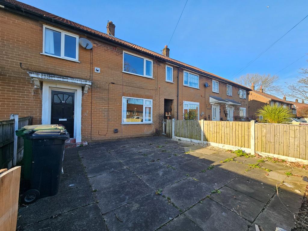Chipping Road, Bolton 3 bed terraced house - £900 pcm (£208 pw)