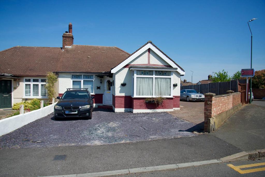 Kingswood Avenue, Belvedere, DA17 5HN 2 bed bungalow - £449,995