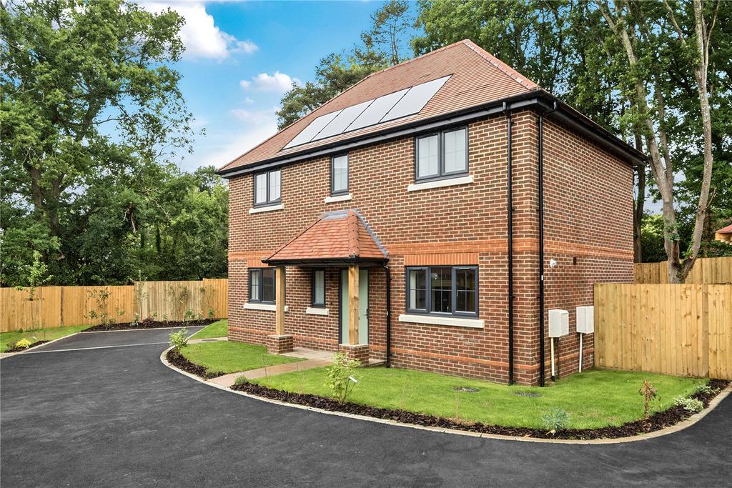 Hedgerows, Ewhurst, GU6 3 bed detached house for sale - £725,000