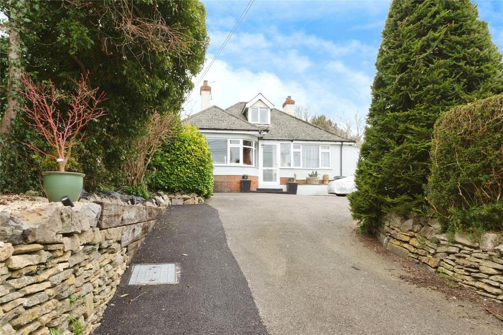 Bratton Road, Westbury 3 bed bungalow - £425,000