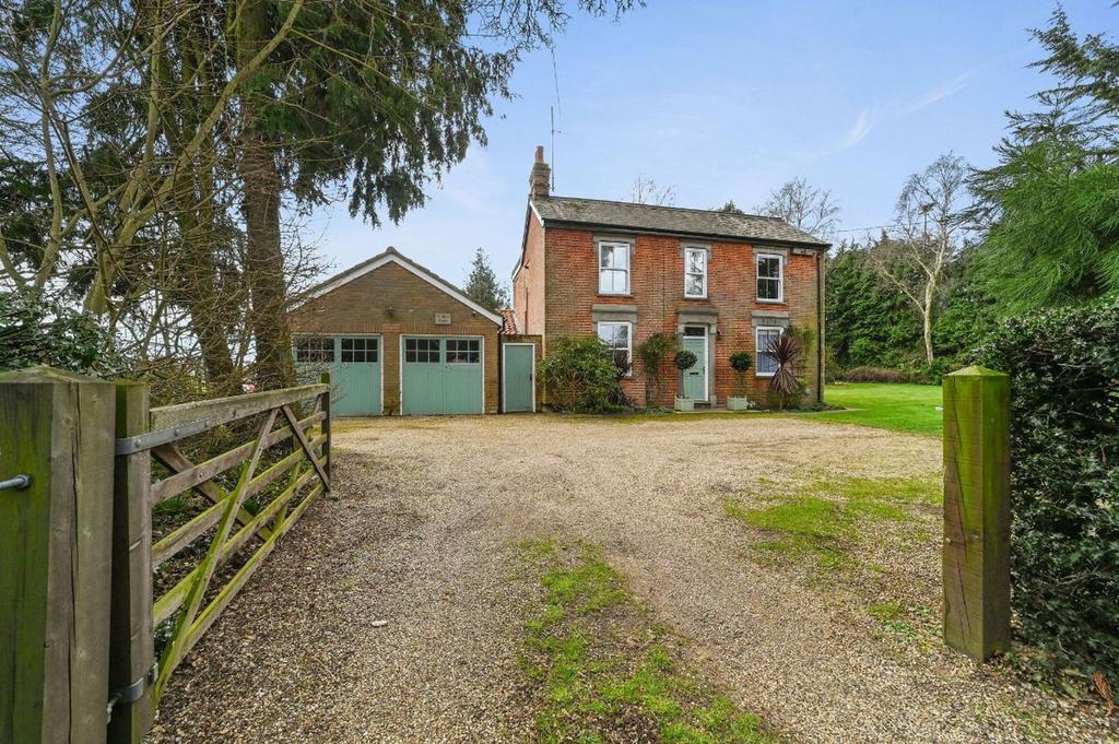 Bucklesham Road, Foxhall, IP10 4 bed character property for sale - £800,000