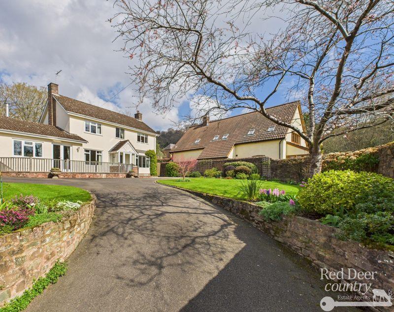 Crowcombe, Taunton 3 bed detached house - £1,950 pcm (£450 pw)
