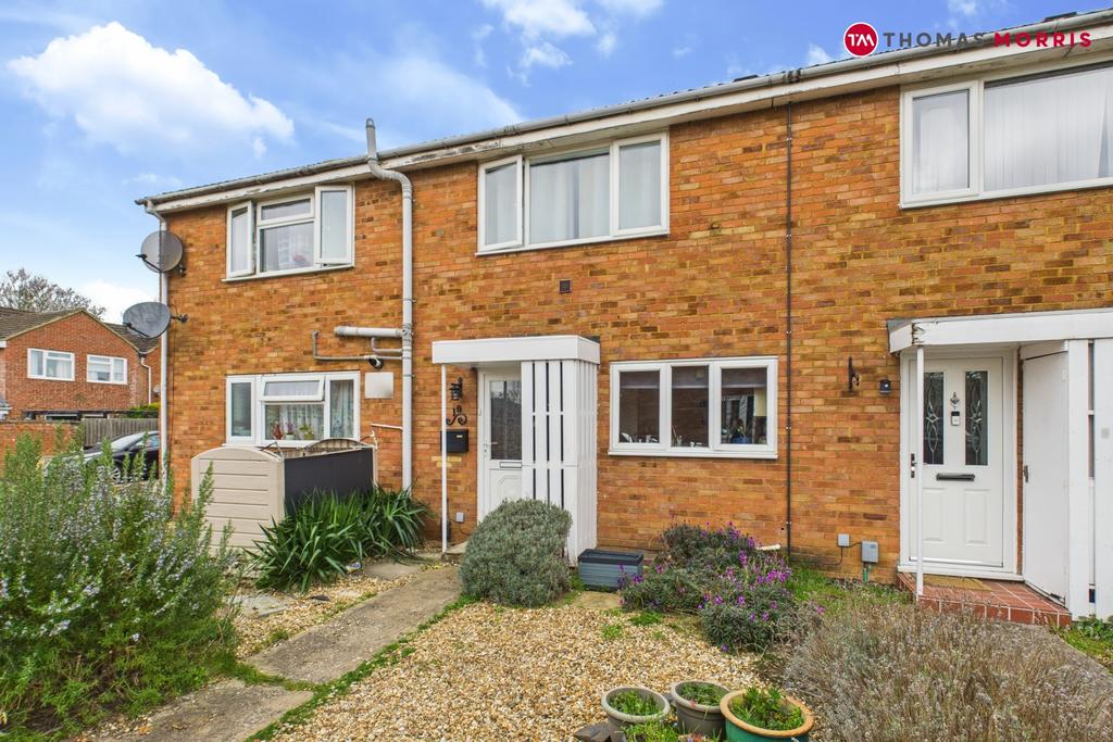 Osprey Road, Bedfordshire SG18 2 bed terraced house for sale - £272,500