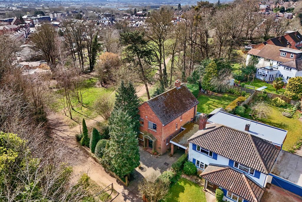 Peppard Road, Reading RG4 4 bed detached house for sale - £750,000