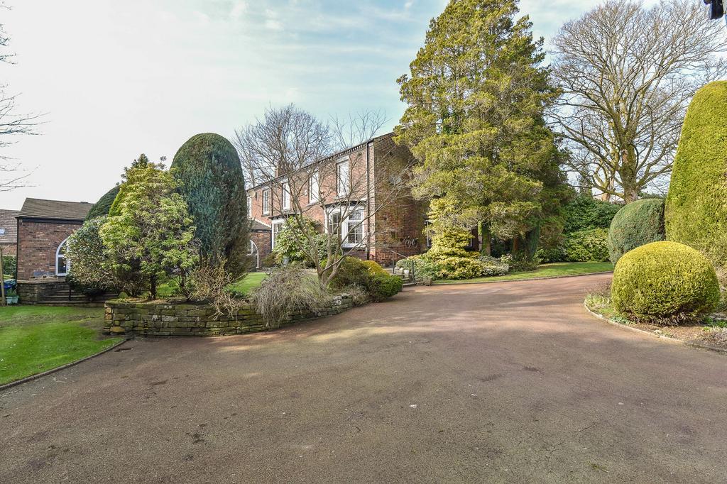 Clay Lane, Rochdale, OL11 5 bed detached house for sale - £850,000