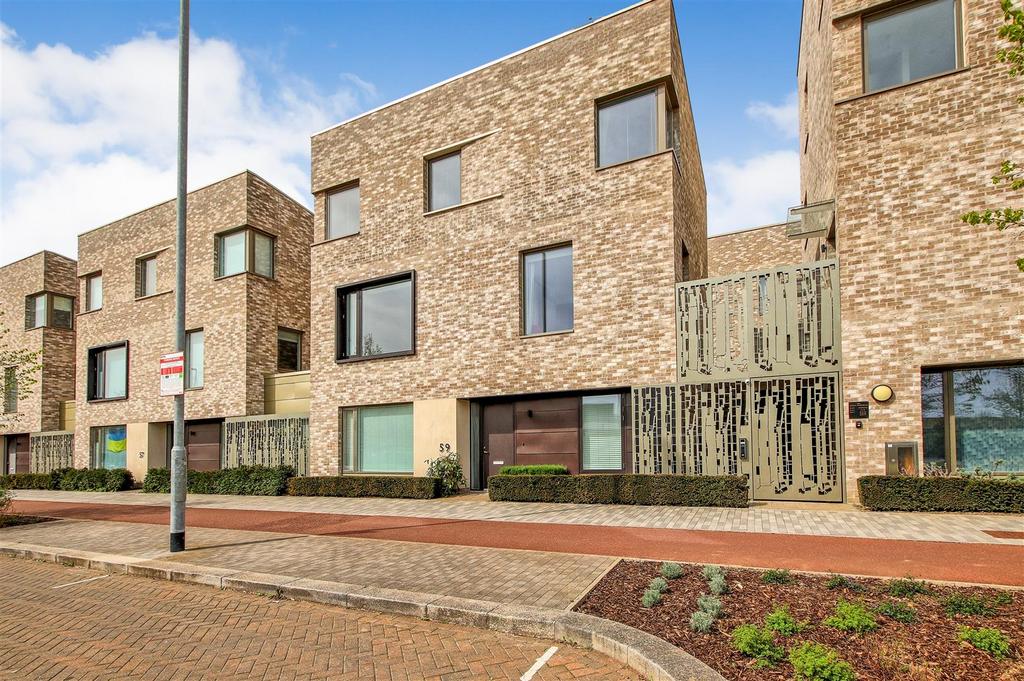 Eddington Avenue, Cambridge 1 bed flat - £1,750 pcm (£404 pw)