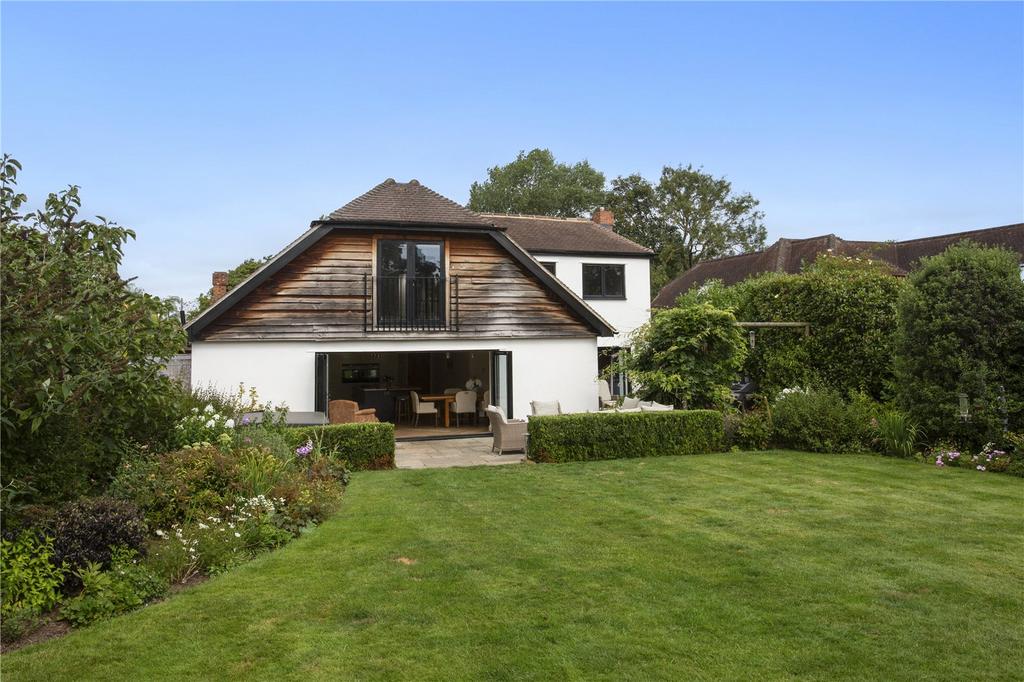 Park View, Bookham KT23 5 bed detached house for sale - £1,900,000