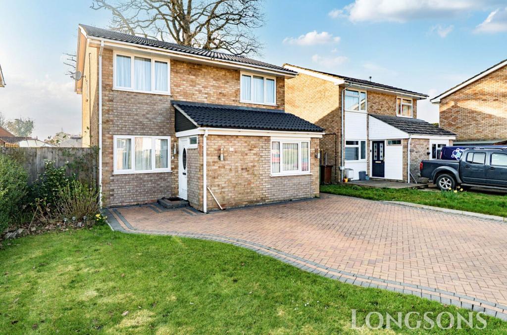 The Oaks, Ashill 4 bed detached house for sale - £325,000