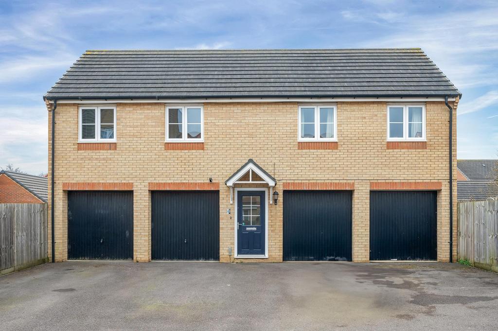 Holbrook Way, Barleythorpe 2 bed coach house for sale - £210,000