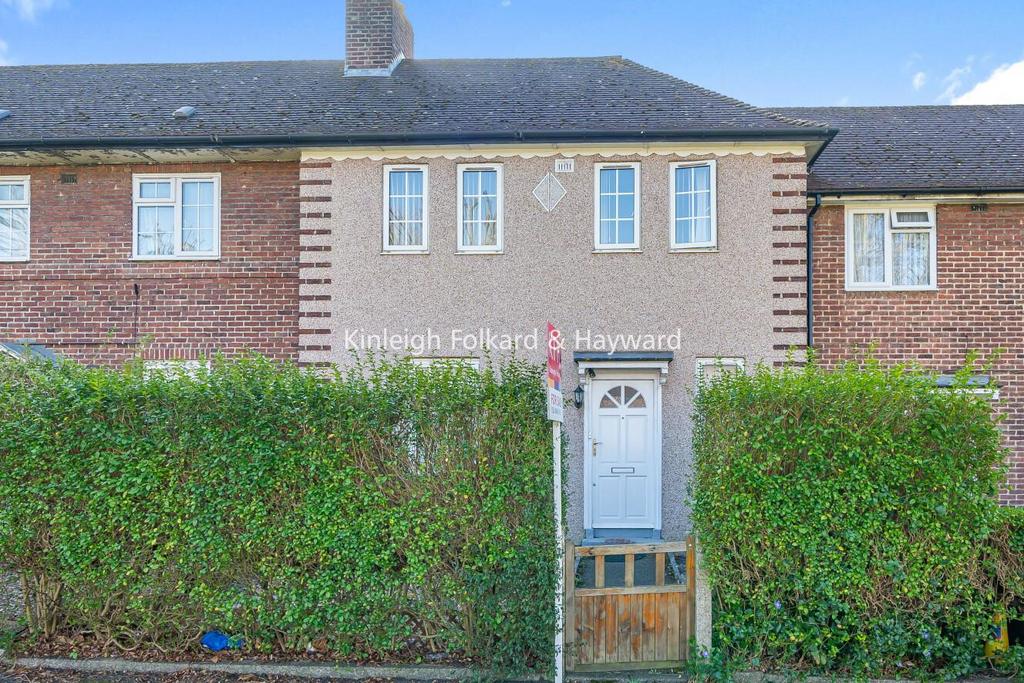 Downham Way, Bromley, Kent, BR1 2 bed terraced house - £400,000