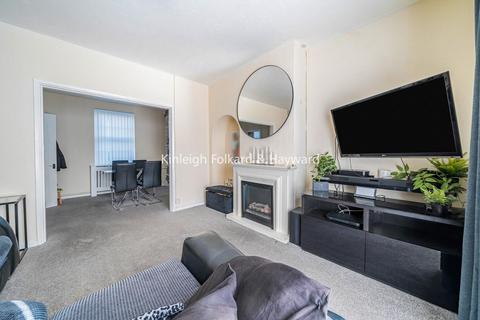 Houses for sale in Bromley, London | OnTheMarket