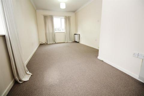 Flats To Rent In Crawley | OnTheMarket