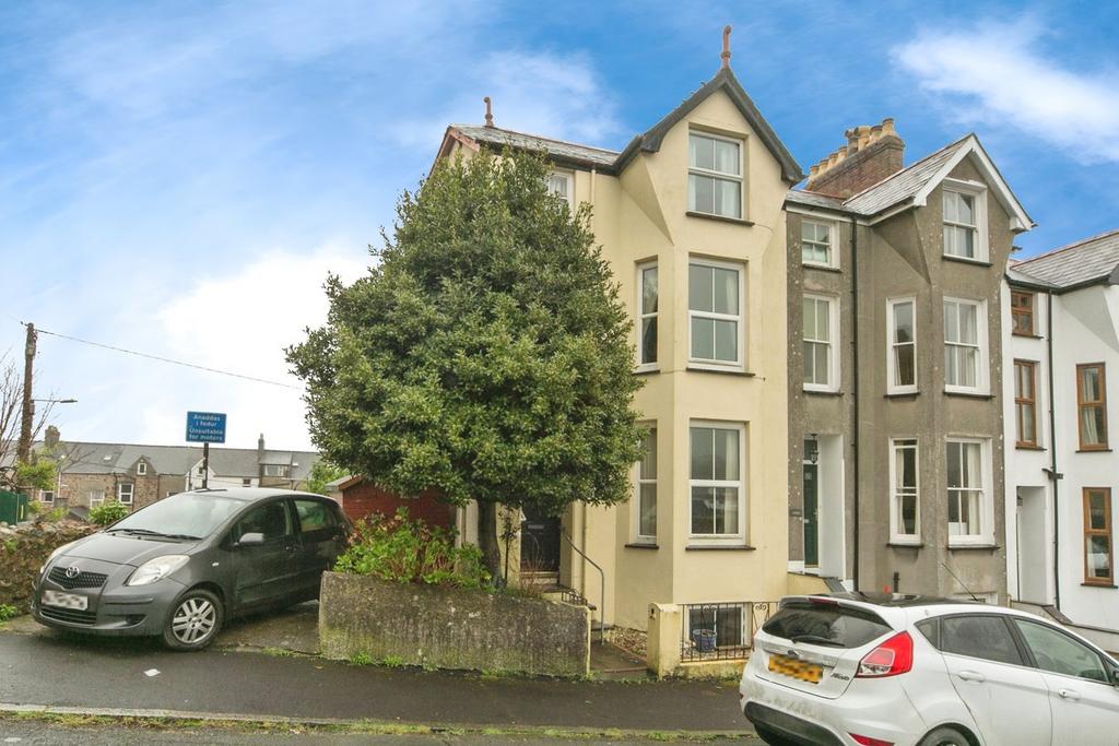 Stanley Road, Criccieth LL52 4 bed terraced house for sale - £230,000