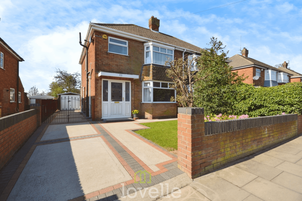 Trinity Road, Cleethorpes DN35 3 bed semi-detached house for sale - £ ...