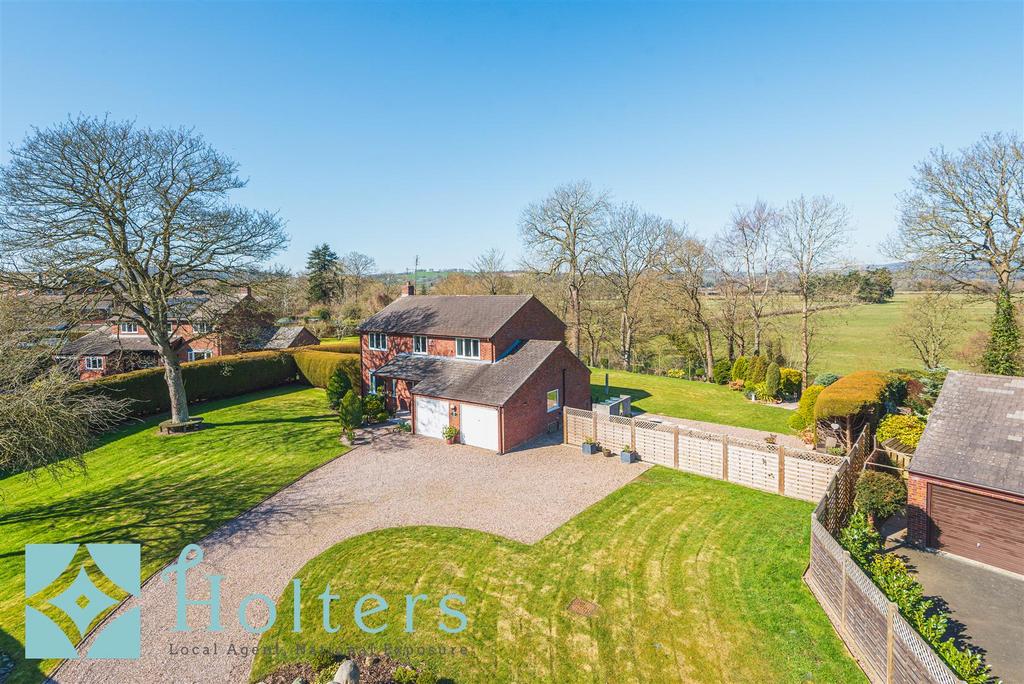 Severn Close, Caerhowel Montgomery SY15 4 bed detached house for sale ...