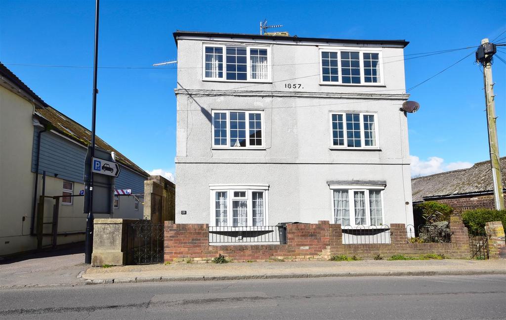 Wish Street, Rye 1 bed apartment - £179,999