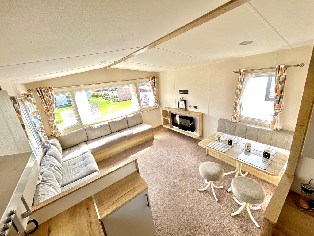 Pentire Coastal Holiday Park 2 bed park home for sale - £26,500