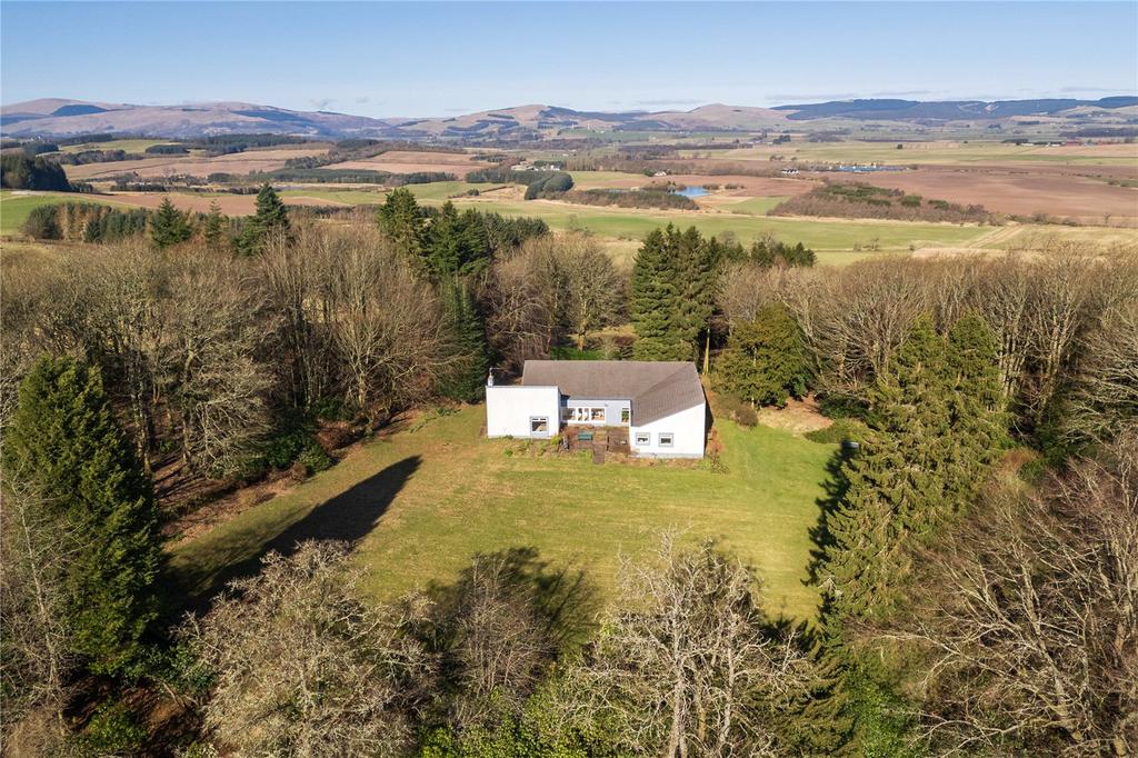 Cleish Hills, Kinross, Perth and... 5 bed detached house - £725,000