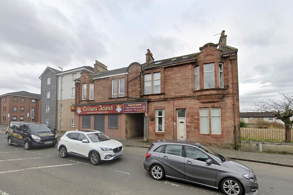 Bank Street, Coatbridge ML5 2 bed flat - £40,000