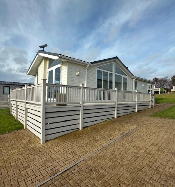 Percy Wood Country Park 2 bed park home for sale - £69,995