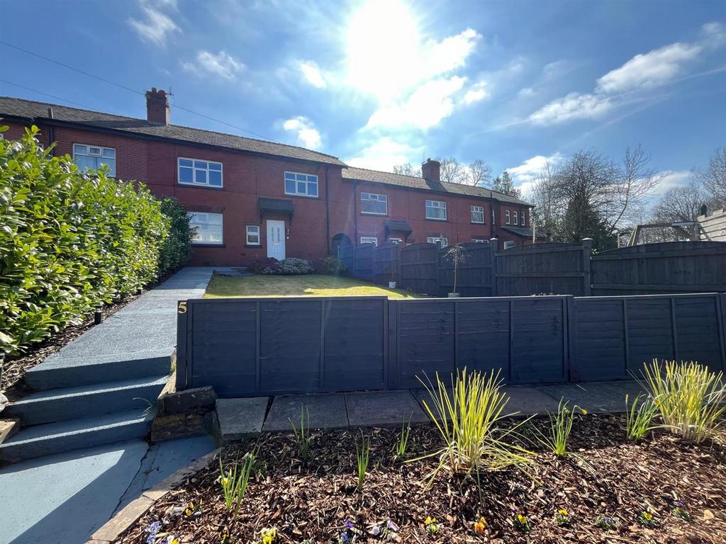 Highfield Street West, Dukinfield SK16 3 bed house for sale - £215,000
