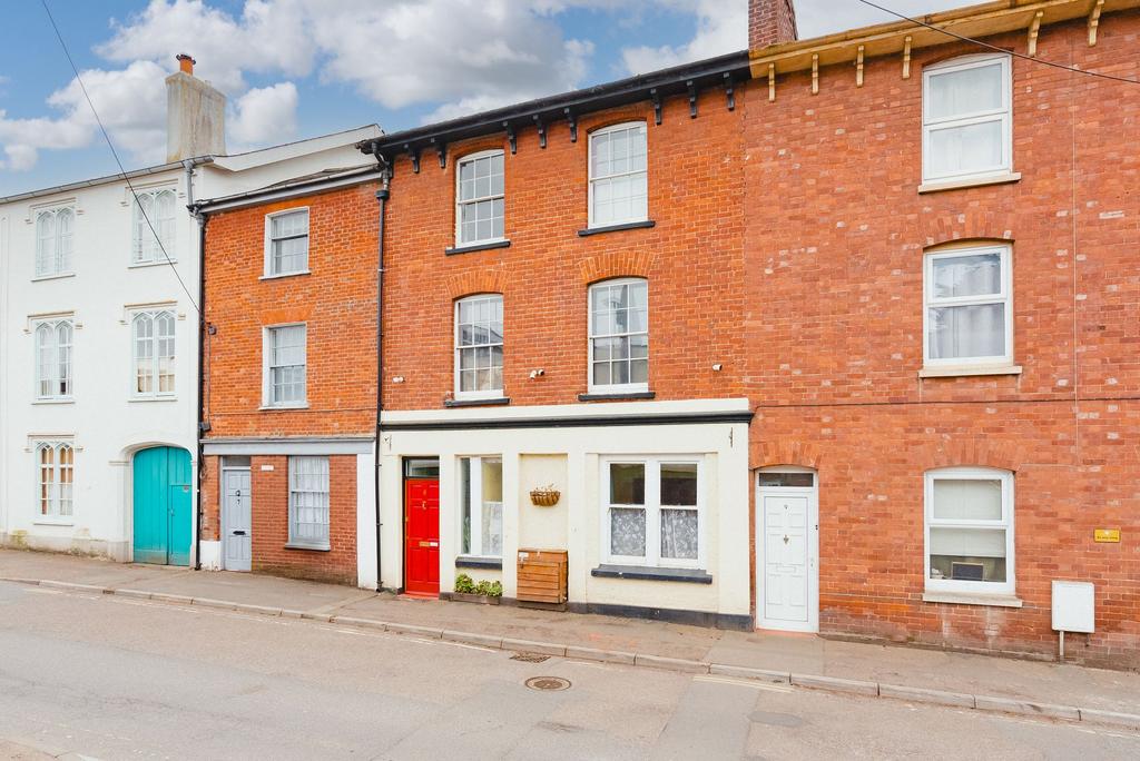 Parliament Street, Crediton, EX17 4 bed townhouse for sale - £325,000
