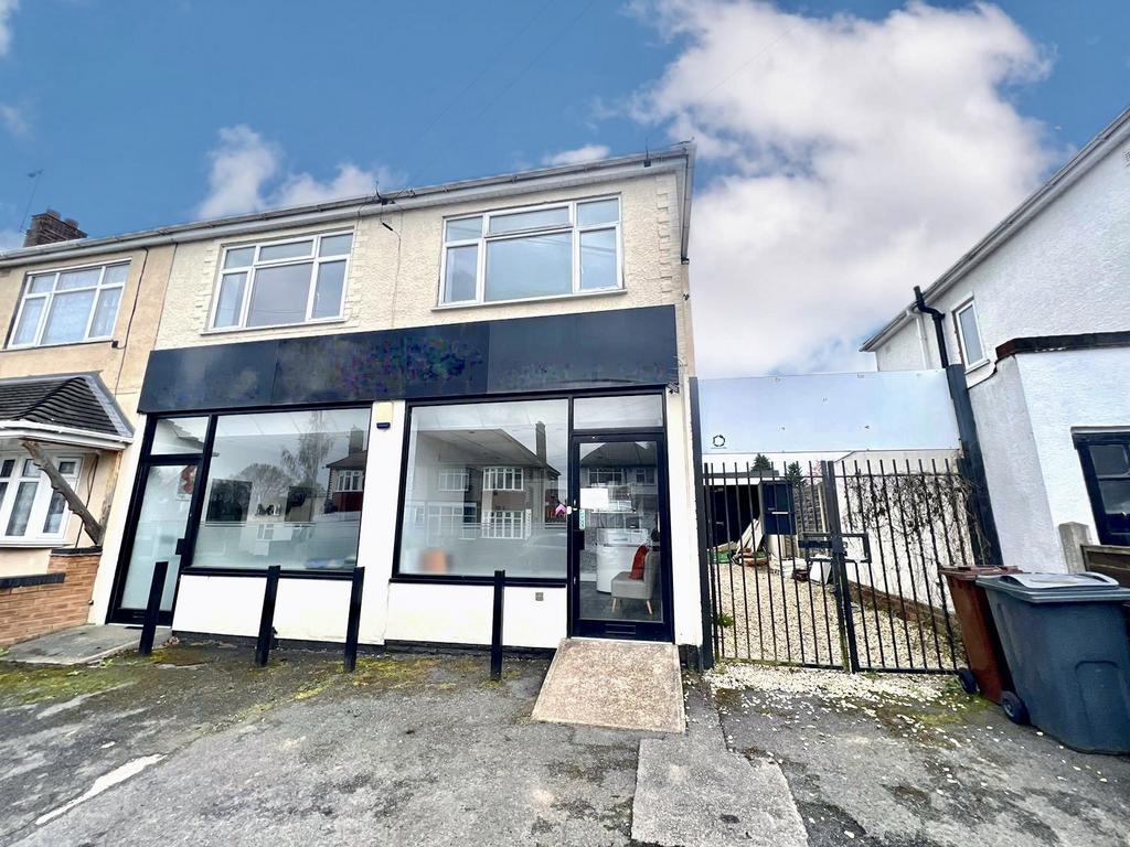 Blackburn Avenue, Wolverhampton WV6 1 bed flat to rent - £650 pcm (£150 pw)