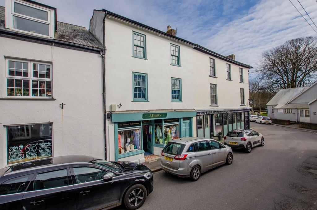 Fore Street, Lostwithiel, Cornwall, PL22 3 bed apartment for sale - £ ...