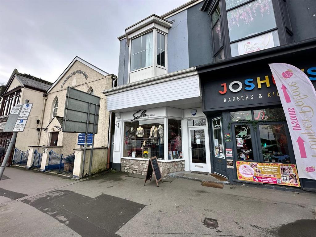 Mumbles Road, Mumbles, Swansea Retail property (high street) - £1,833 ...