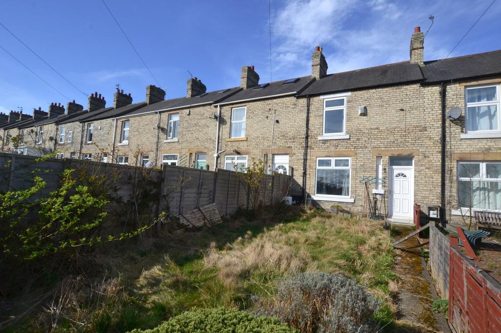 Alexandra Gardens, Ryton, Tyne and... 2 bed end of terrace house - £100,000