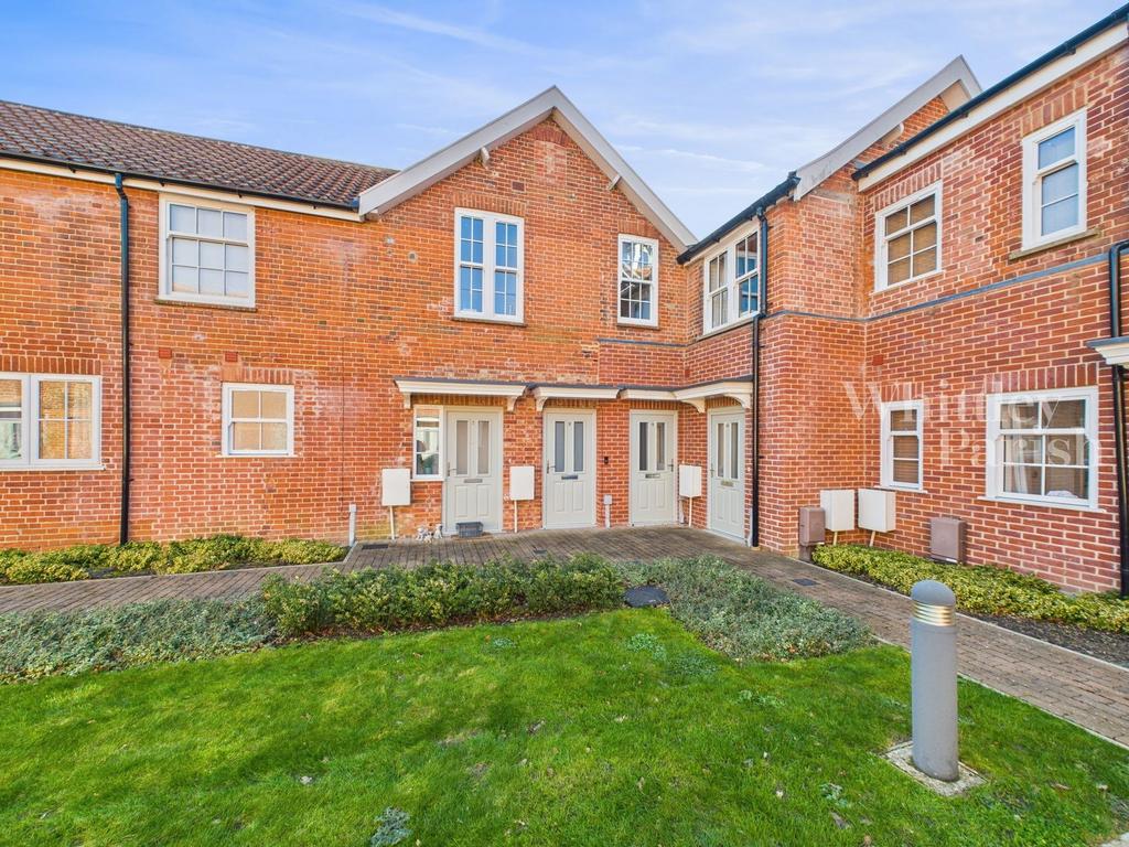 Kerrison Gardens, Thorndon 3 bed terraced house for sale - £300,000