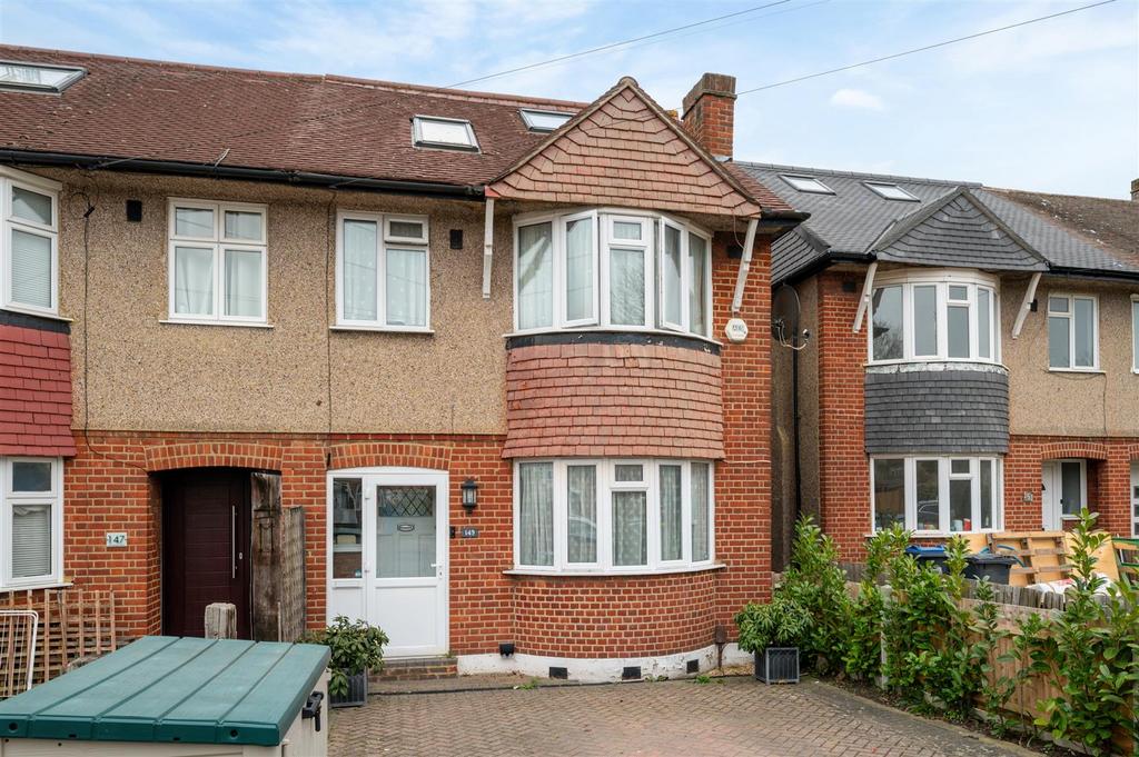 Monkleigh Road, Morden SM4 4 bed end of terrace house - £725,000