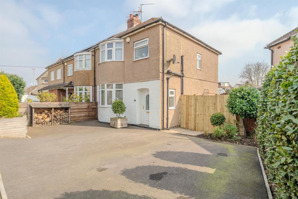 Ty Mynydd, Cwmbran NP44 3 bed semi-detached house for sale - £250,000