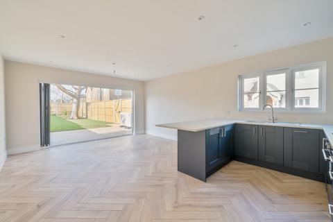 Houses for sale in Shepperton | OnTheMarket