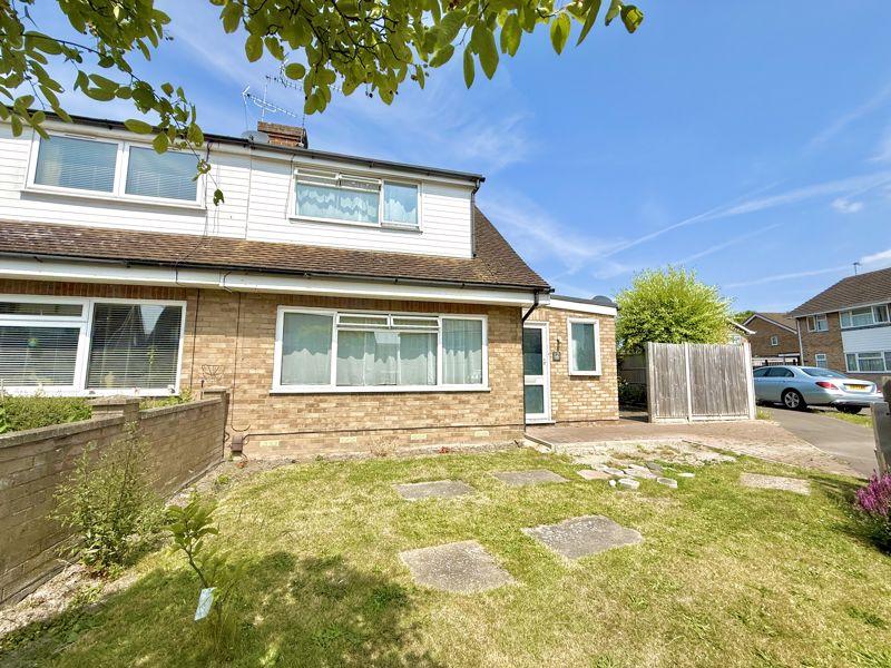Watling Place, Dunstable 2 bed semi-detached house for sale - £310,000